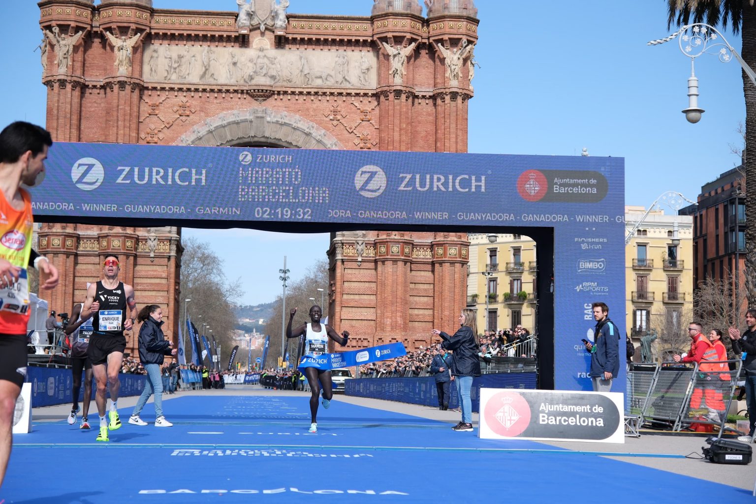 Zurich Marató Barcelona 2025: crónica, clasificaciones y fotos ...